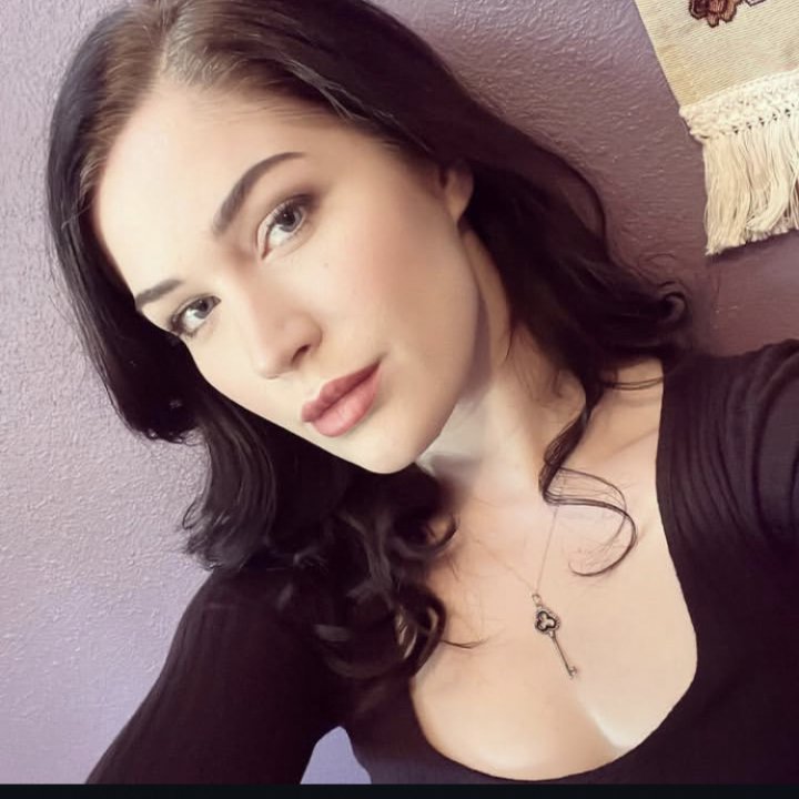 Ella jones(BIGO ID: 1054472044) | BIGO LIVE