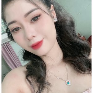 Rising Periscope, YouNow, and etc. live streams on LiveOMG.com