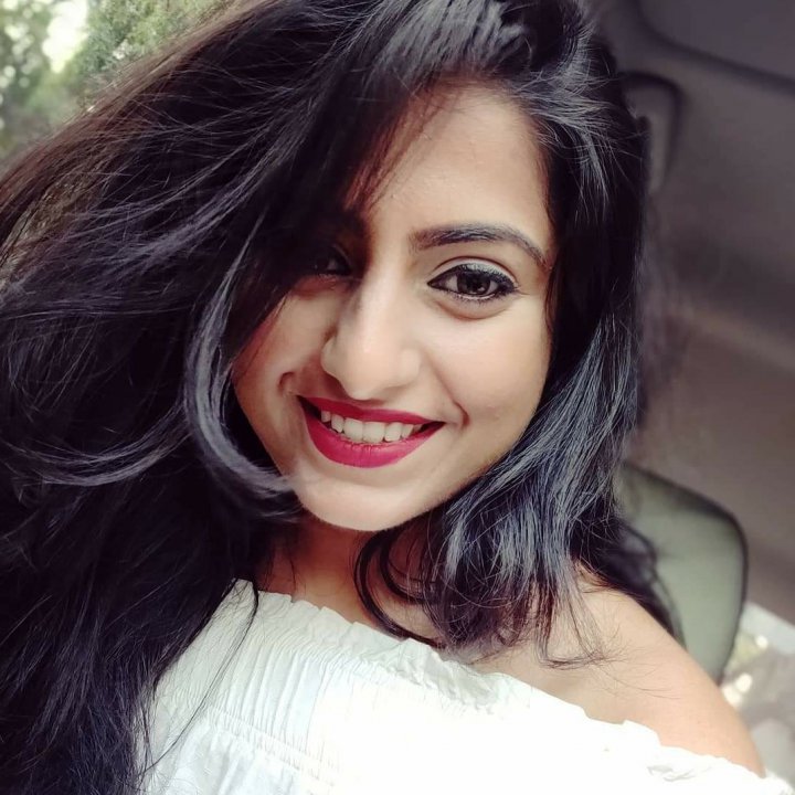 Apoorva Singh(BIGO ID: 259025356) | BIGO LIVE