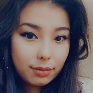 Watch Dilya 1993 Live Stream on BIGO LIVE