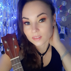 Watch 🎶🌺Fibi🌺 Live Stream on BIGO LIVE