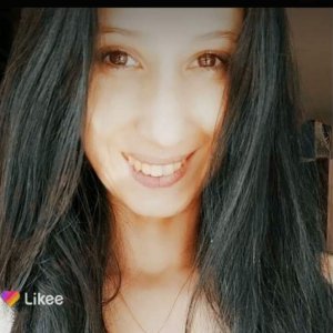 BIGO LIVE'da Hailey Moon Canlı Yayın İzleyin