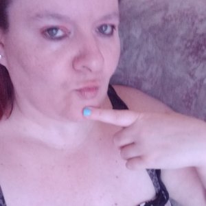 Watch Nadine Simon Live Stream on BIGO LIVE