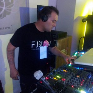 Sehen Sie Carlos Saez Live Stream auf BIGO LIVE