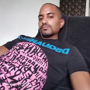 Watch DEN Live Stream on BIGO LIVE