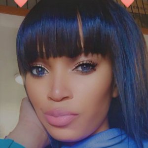 ดู 💎👑 QueenB ไลฟ์สตรีมสดบน BIGO LIVE