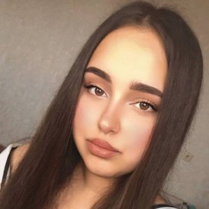 BIGO LIVE Lyalyaの配信ルームへようこそ