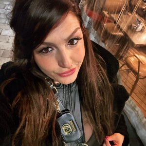 🍀👑Laura Izzo(BIGO ID: 950530115) | BIGO LIVE