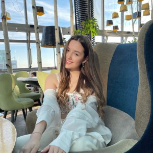 BIGO LIVE ELECHKA 🕊の配信ルームへようこそ