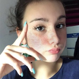 Watch Inès Live Stream on BIGO LIVE