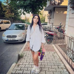 Watch 🦀 Esra Nur 🦀 Live Stream on BIGO LIVE