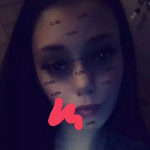 Watch Ellie Bennett Live Stream on BIGO LIVE