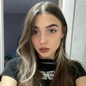 Watch 𝕷𝖔𝖑𝖎🐰 Live Stream on BIGO LIVE