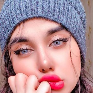 Regardez Queen Nina en direct sur BIGO LIVE.