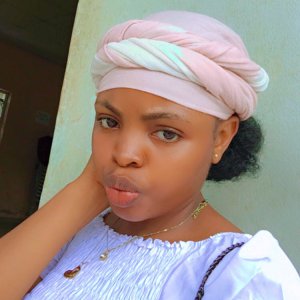 Watch Ella(love)🐝🐝 Live Stream on BIGO LIVE