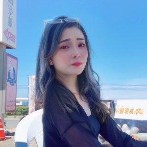 Watch Nhung Cherry Live Stream on BIGO LIVE