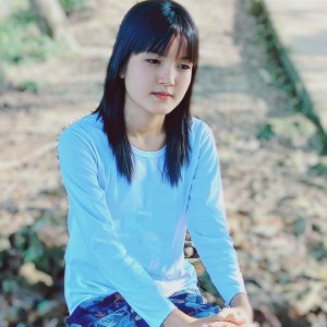 Watch Shwe Sin Win Live Stream on BIGO LIVE