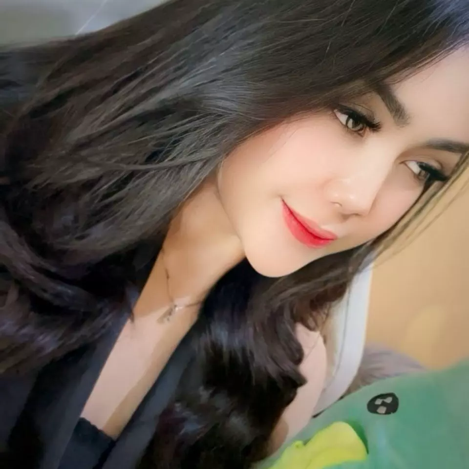 Watch 🌉 DINA Live Stream on BIGO LIVE