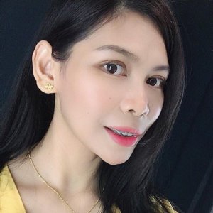 Watch Apriliani Live Stream on BIGO LIVE