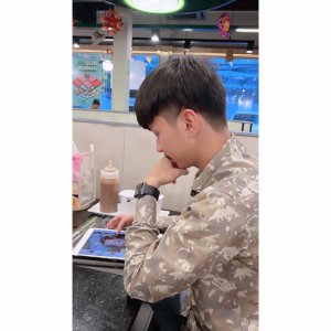 Watch Ahh bee Live Stream on BIGO LIVE