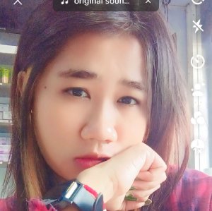 Watch 👸💫May Lay 👸💫 Live Stream on BIGO LIVE