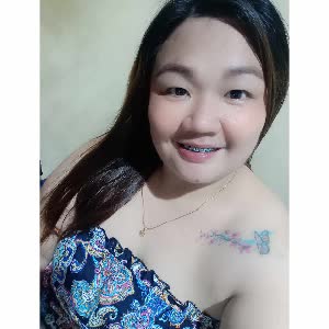 Watch 𝒄𝒉𝒊𝒏𝒊𝒕𝒛🍓 Live Stream on BIGO LIVE