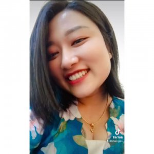 BIGO LIVE 🖤Khaing Lay💔の配信ルームへようこそ