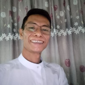 Watch Moe🍓Myint🍓Zaw Live Stream on BIGO LIVE