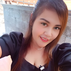 Watch ☛☝️Ivon Valentya Live Stream on BIGO LIVE