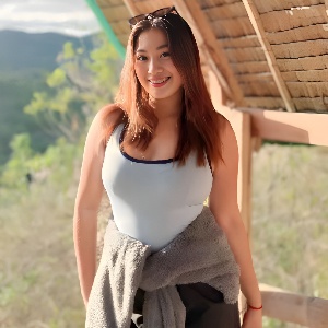 Watch leslieee Live Stream on BIGO LIVE