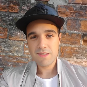 欢迎来到⚜️𝓘𝓐.Miguel32的直播间