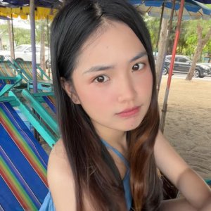 Watch 𝐒⁸💮ployploy Live Stream on BIGO LIVE