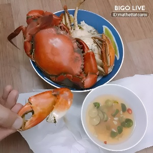 Watch lắm cày Live Stream on BIGO LIVE