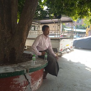 Watch Aung Chit Oo Live Stream on BIGO LIVE