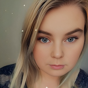 Watch 𝓗𝓪𝓲𝓵𝔃 ⚷ꗃ Live Stream on BIGO LIVE