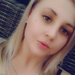 Watch Breanna Devine Live Stream on BIGO LIVE