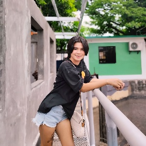 Watch ZYLEE 🌿 Live Stream on BIGO LIVE