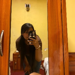 Watch MOTI💋🥂 Live Stream on BIGO LIVE