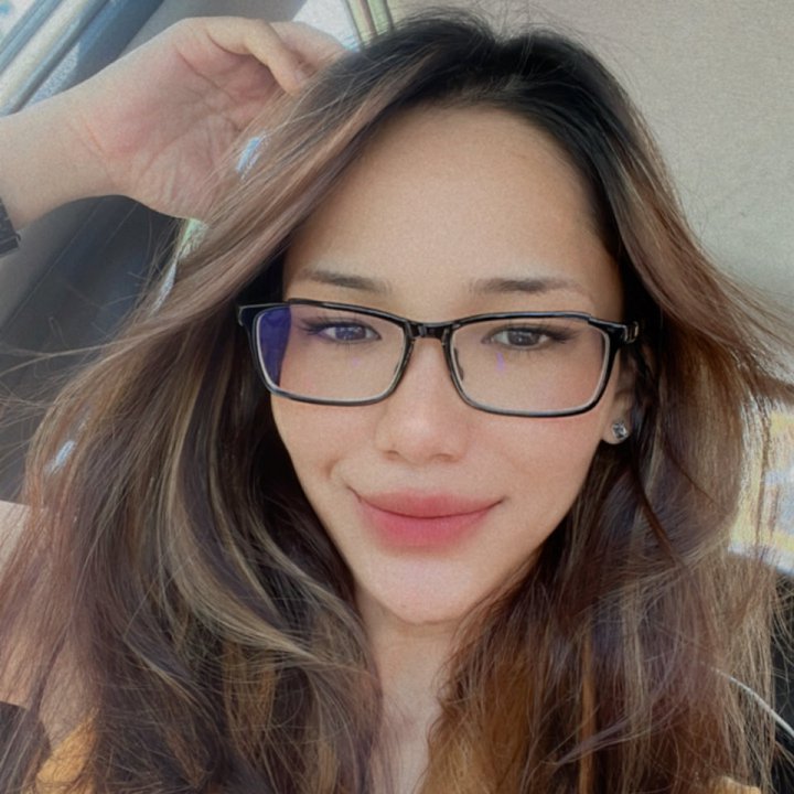 Ezny Hafilda(BIGO ID: 59383673) | BIGO LIVE