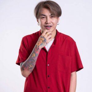 Смотрите 𝔾𝕆𝔻♛DJ Dream прямую трансляцию на BIGO LIVE