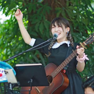 Watch MAGENTA RODEO🐴 Live Stream on BIGO LIVE