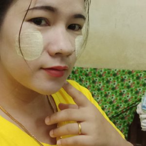 Watch 💞Moe💞Moe💞Aung Live Stream on BIGO LIVE