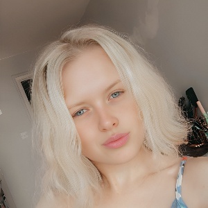 Watch Emily Live Stream on BIGO LIVE