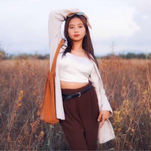 Watch ˢᵃᵗⁱʳᵉ🔆preslyn Live Stream on BIGO LIVE