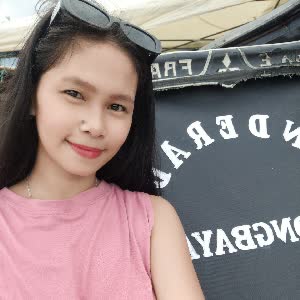 Watch ⓣ𝔰𝐅 Giezel Live Stream on BIGO LIVE