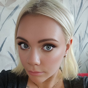 Watch Becca ️ Live Stream on BIGO LIVE