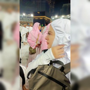 Watch RATU GRANAT Live Stream on BIGO LIVE