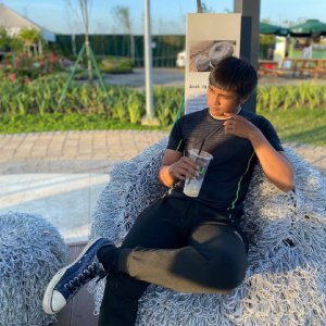 Watch ˢᵗʳ🦊 TRizz Live Stream on BIGO LIVE