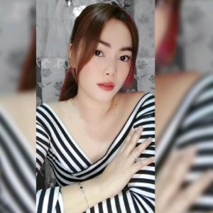Watch ˢᵗʳ🍯eiren Live Stream on BIGO LIVE