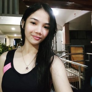 Watch ˢᵗʳ🌙 Vy Live Stream on BIGO LIVE